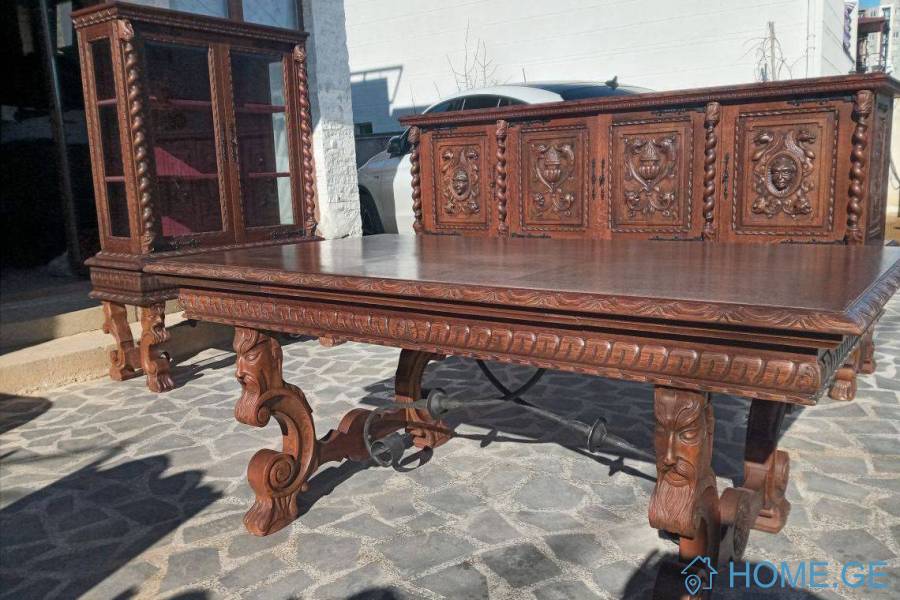 ავეჯი, მაგიდები, მისაღების მაგიდა