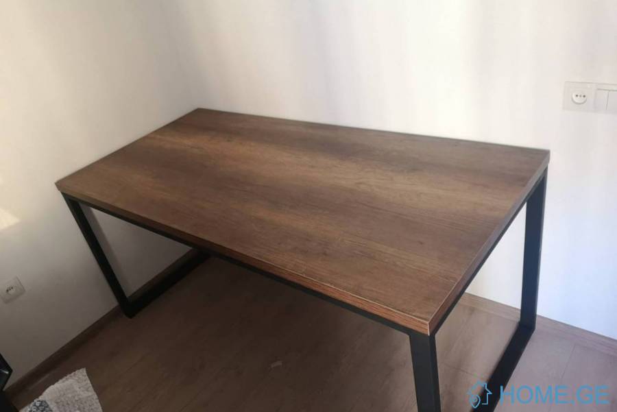 ავეჯი, მაგიდები, საოფისე მაგიდა