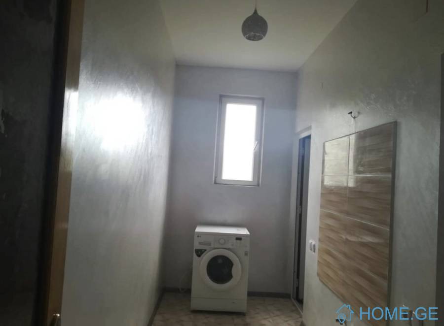 House For Sale, Sharabidzeebi
