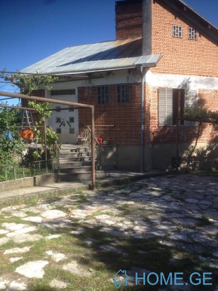 იყიდება სახლი,